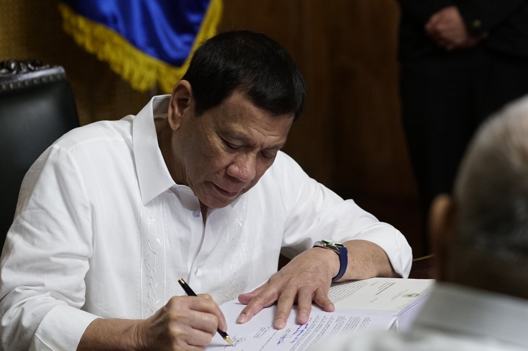 With the Conviction of Maria Ressa, Filipino Journalists Are Extra ...